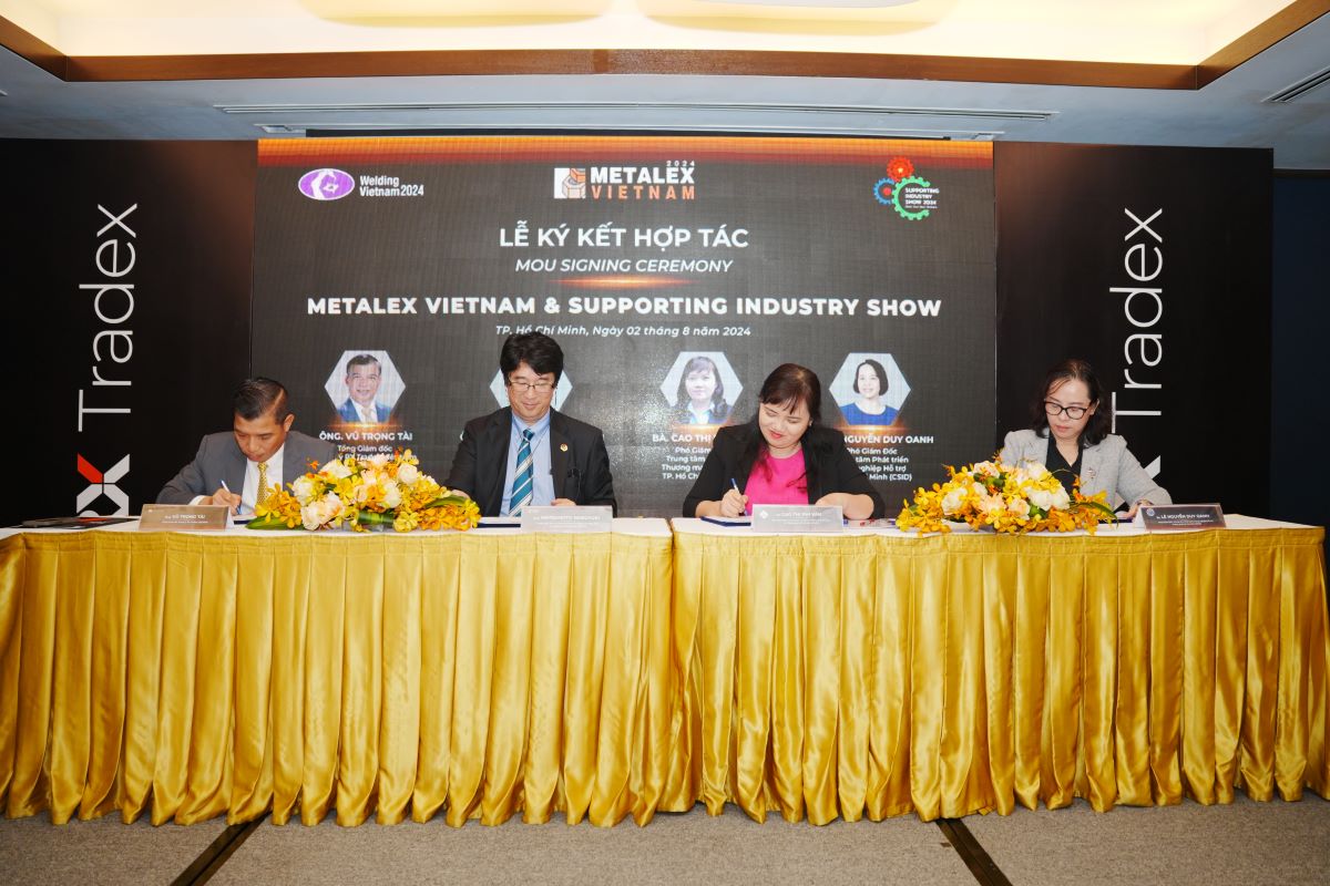 RX Tradex Việt Nam ký kết cùng JETRO, ITPC và CSID tổ chức Supporting Industry Show 2024 - Triển ...